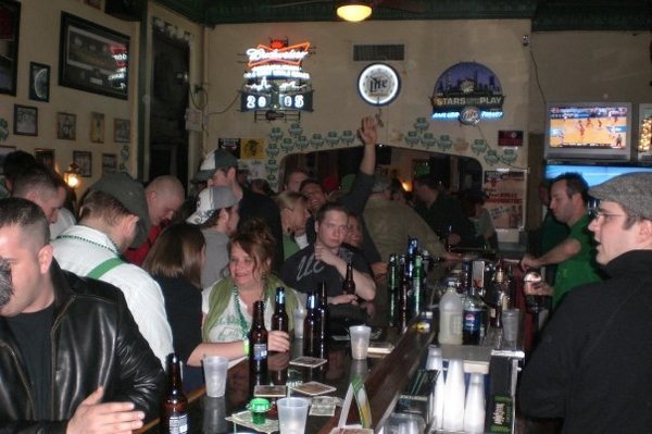 Shinnick's Pub - Bridgeport Bars - Chicago Bars Guide